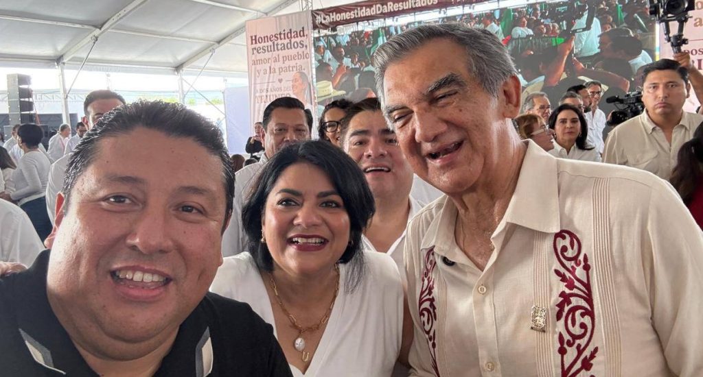 Úrsula Salazar y Juan Dionisio asisten a rendición de cuentas de ...